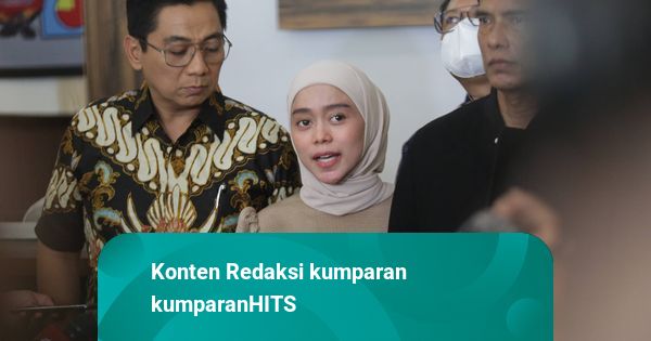 Kiky Saputri Roasting Lesti Kejora, Sandy Arifin: Jangan Memperkeruh Suasana | kumparan.com